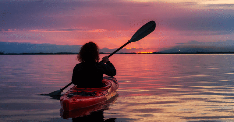 Morning Kayaking vs Evening Kayaking: What’s the Difference